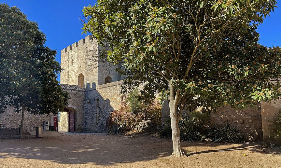 City break in the Portuguese UNESCO fortified town of Elvas – silver ...