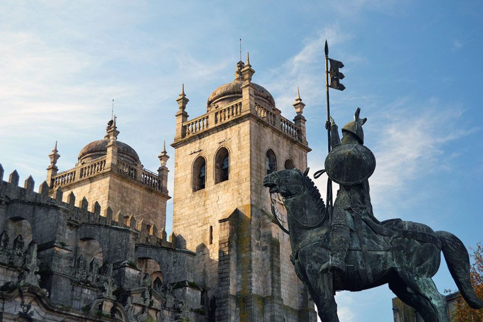 Cycling through Porto, city of six bridges – silver-travellers.com