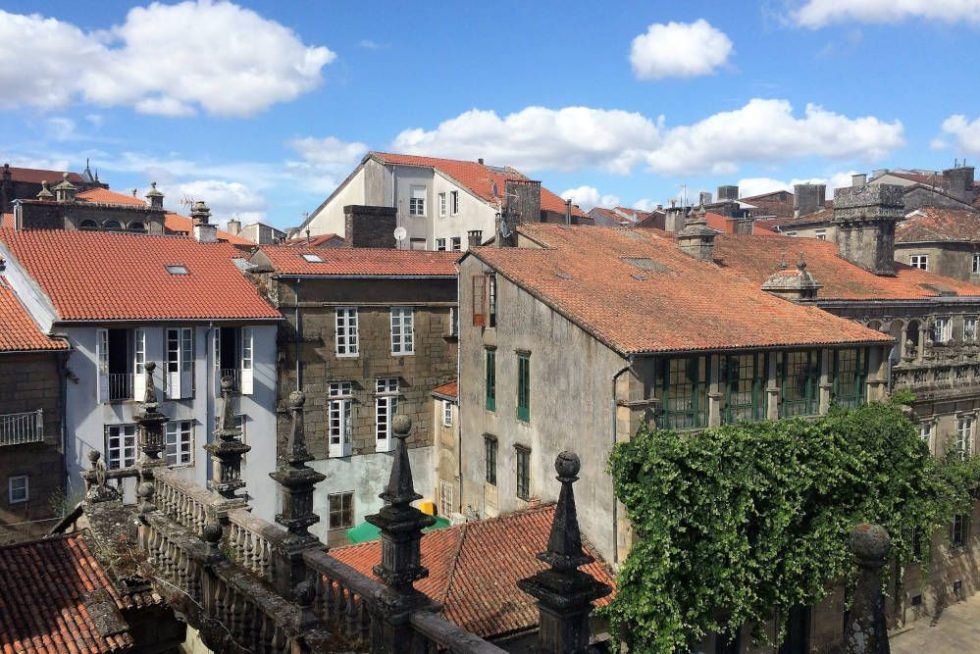 Santiago de Compostela: finish line of the pilgrim routes – silver ...